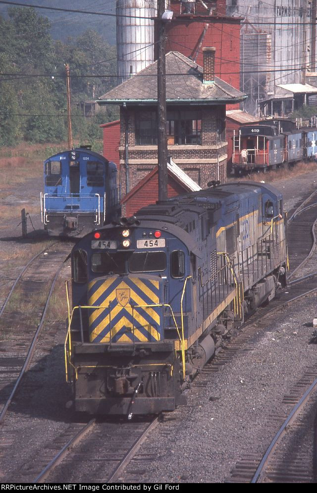 B&M 1224; D&H 454-2301